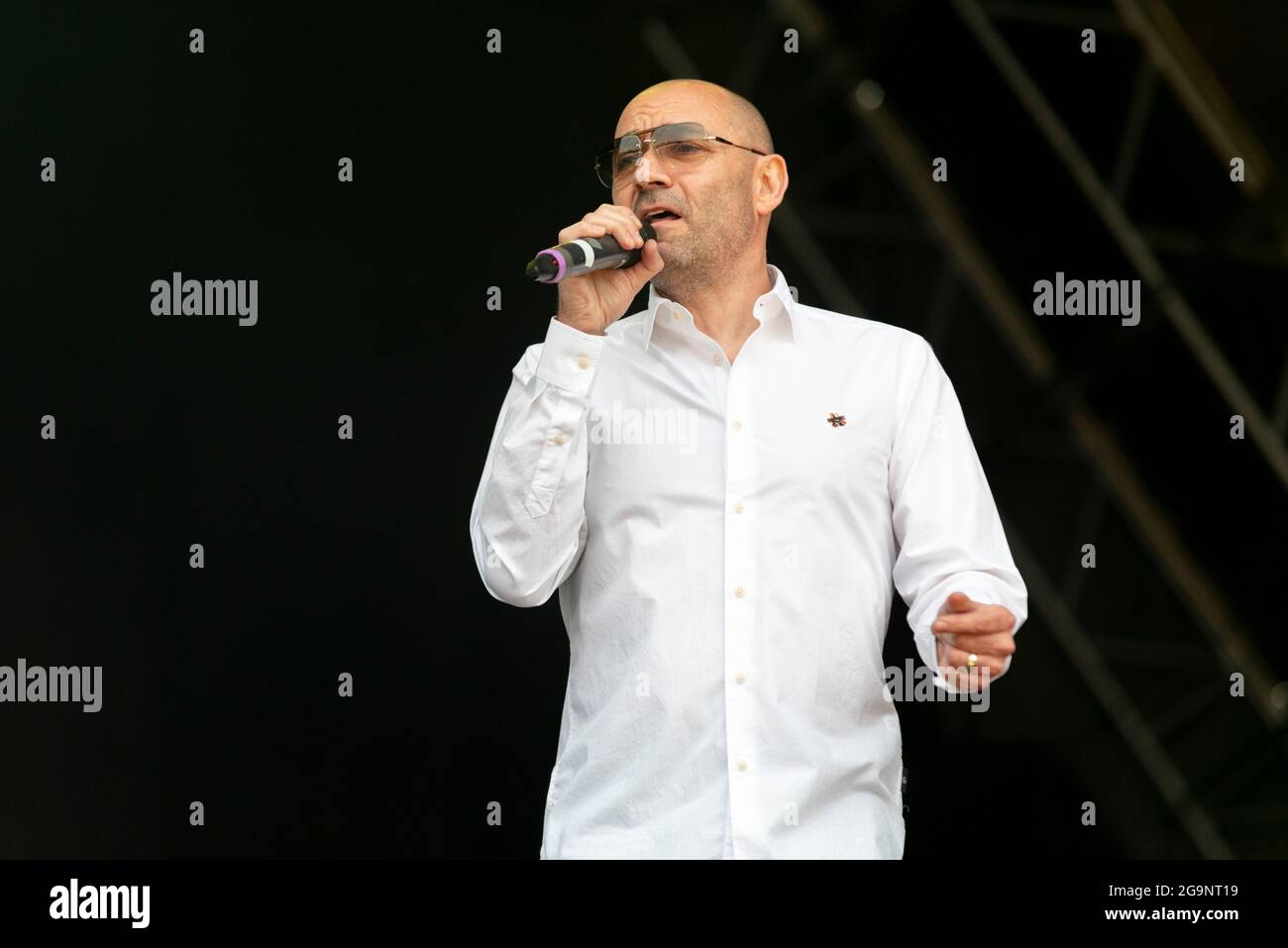 Kenny thomas singer hi-res stock photography and images - Alamy