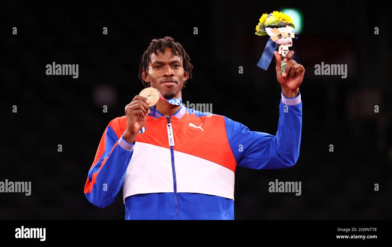 Alba castillo hi-res stock photography and images - Alamy