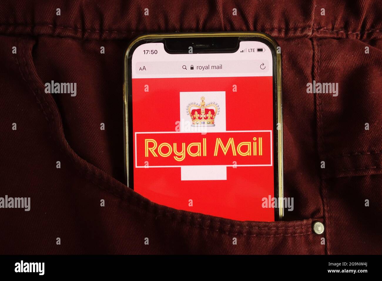 Royal mail group logo hi-res stock photography and images - Alamy