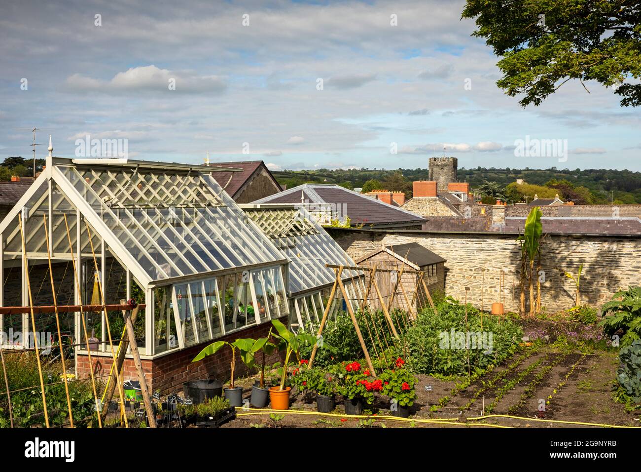 Cardigan castle hi-res stock photography and images - Alamy