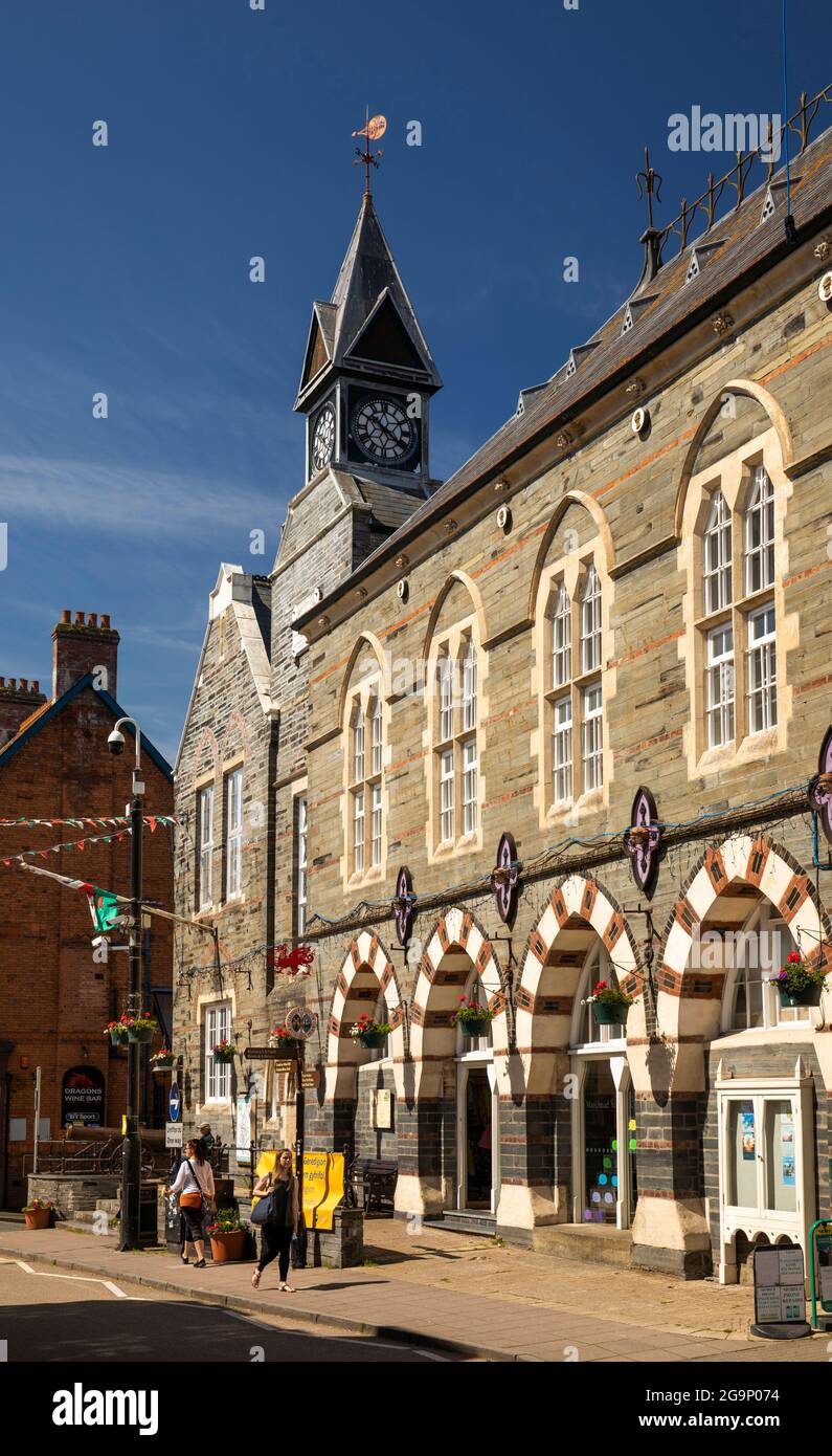 Cardigan guildhall market hi-res stock photography and images - Alamy