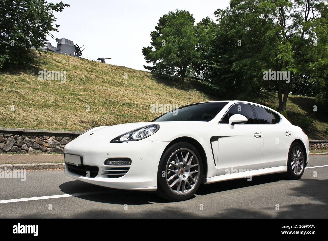 White porsche panamera hi-res stock photography and images - Alamy