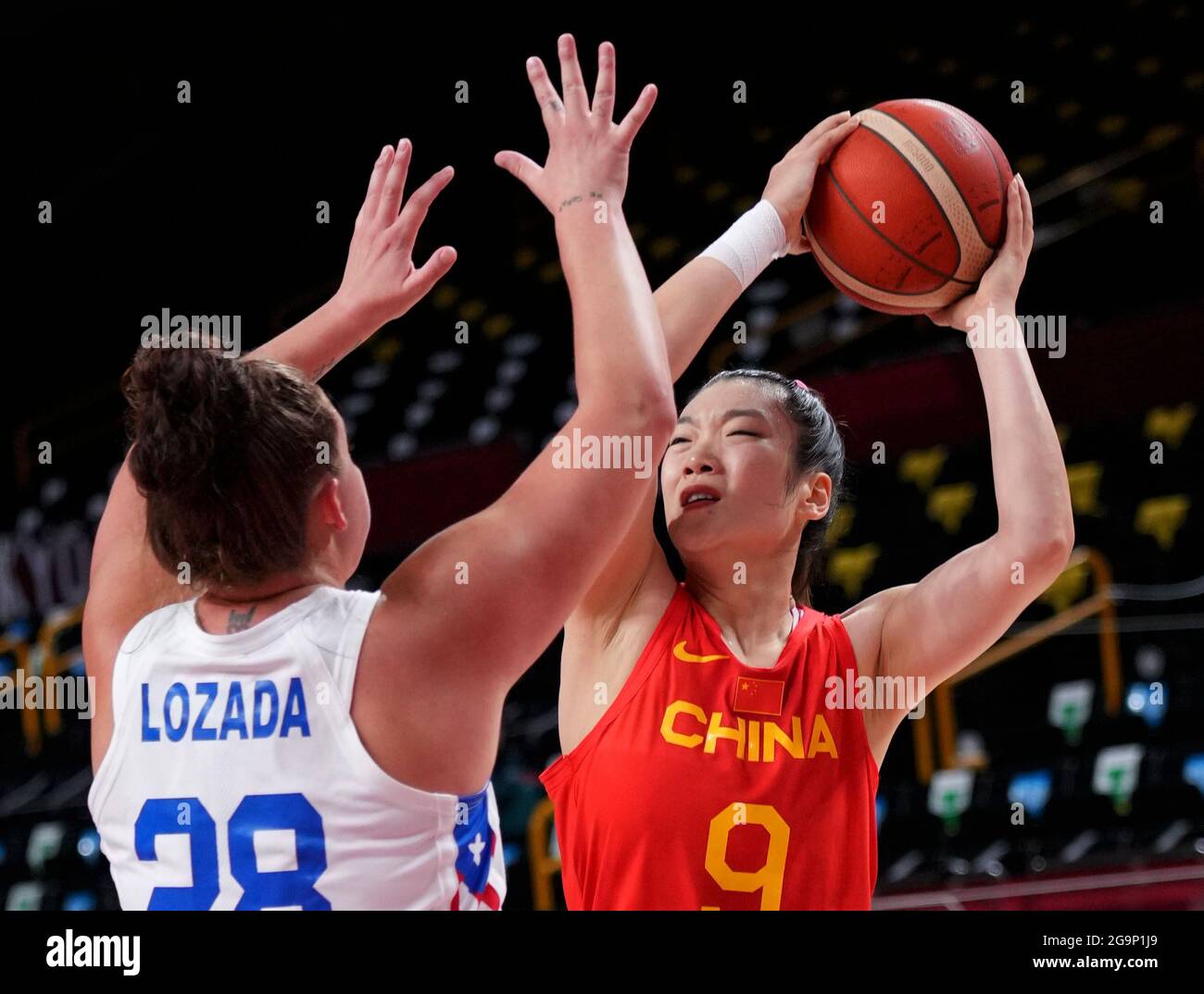 Tokyo, Japan. 27th July, 2021. Li Meng (R) of China competes during the ...