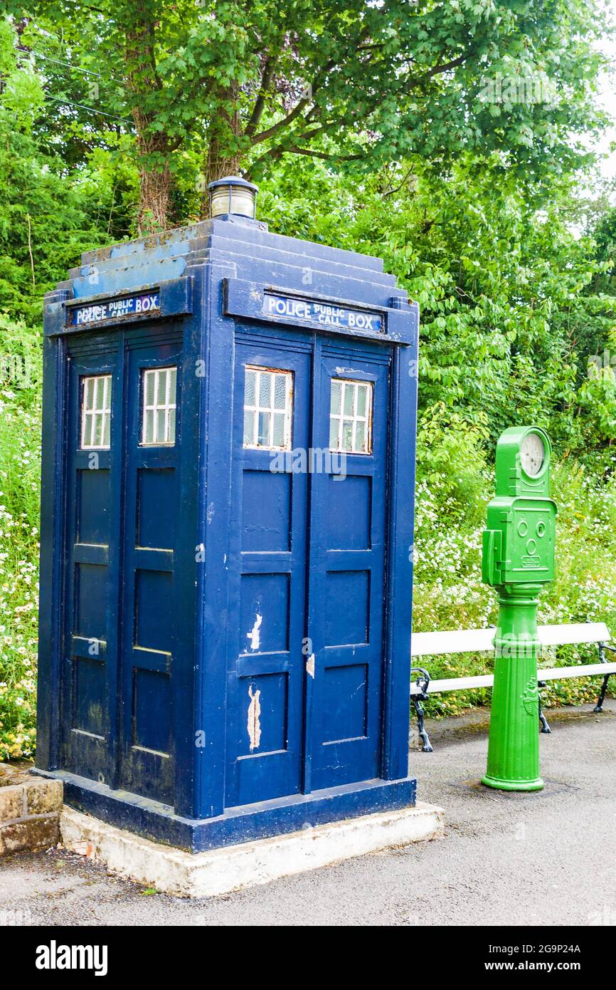 Police telephone booth hi-res stock photography and images - Alamy