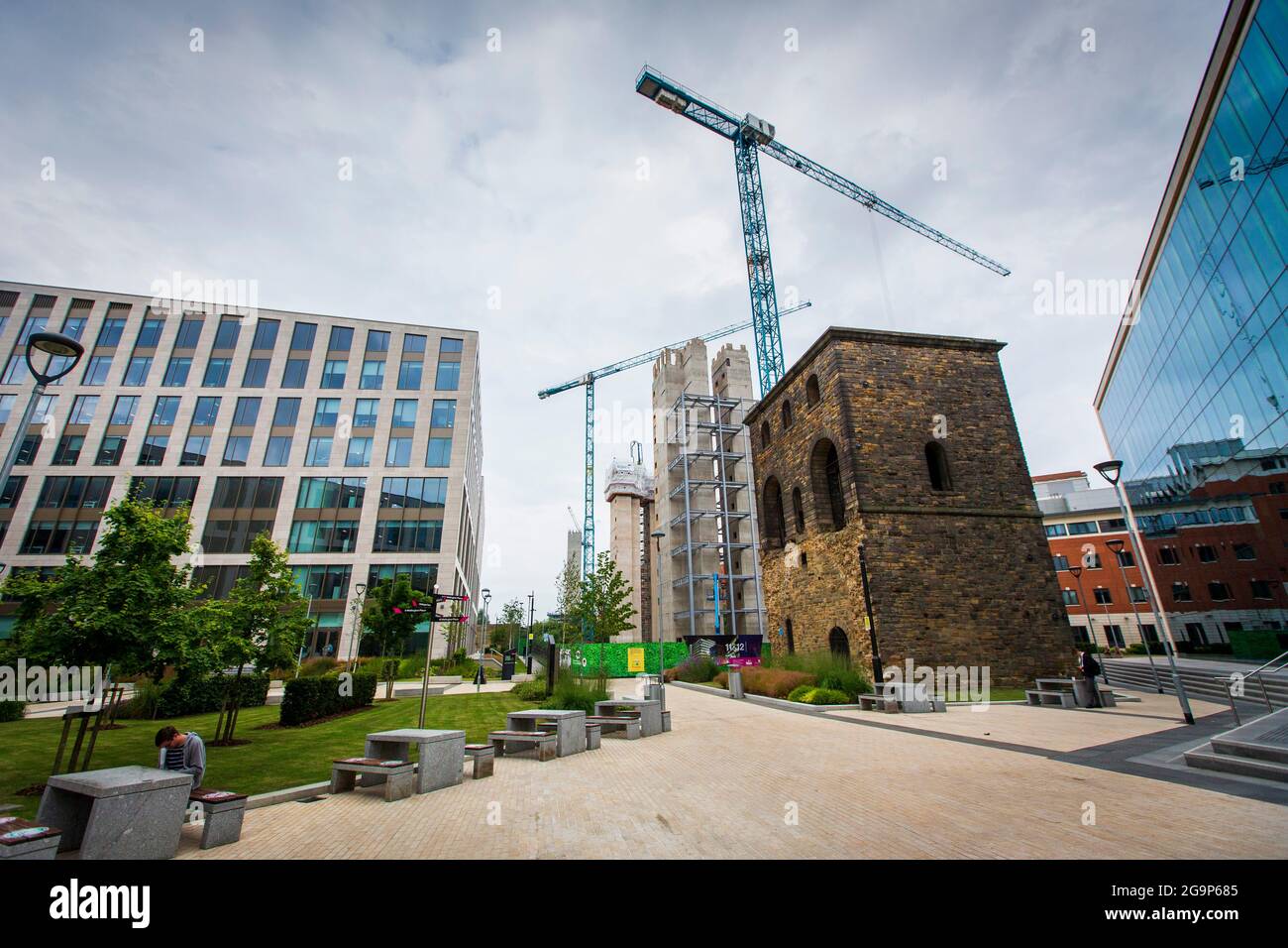 Old leeds station architecture hi-res stock photography and images - Alamy