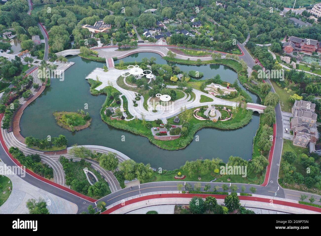 1976 rebuild hi-res stock photography and images - Alamy