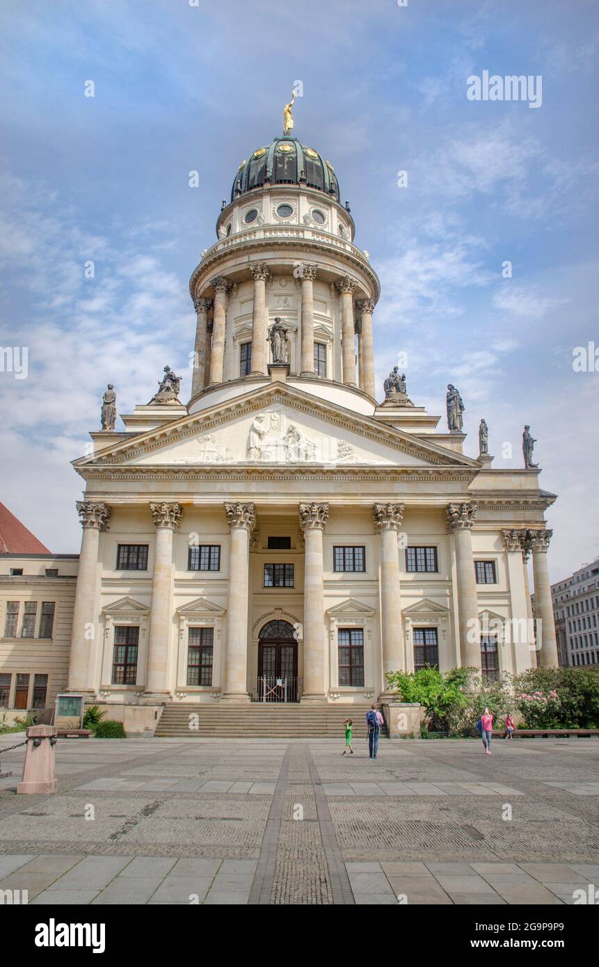 Sightseeing berlin style construction hi-res stock photography and ...