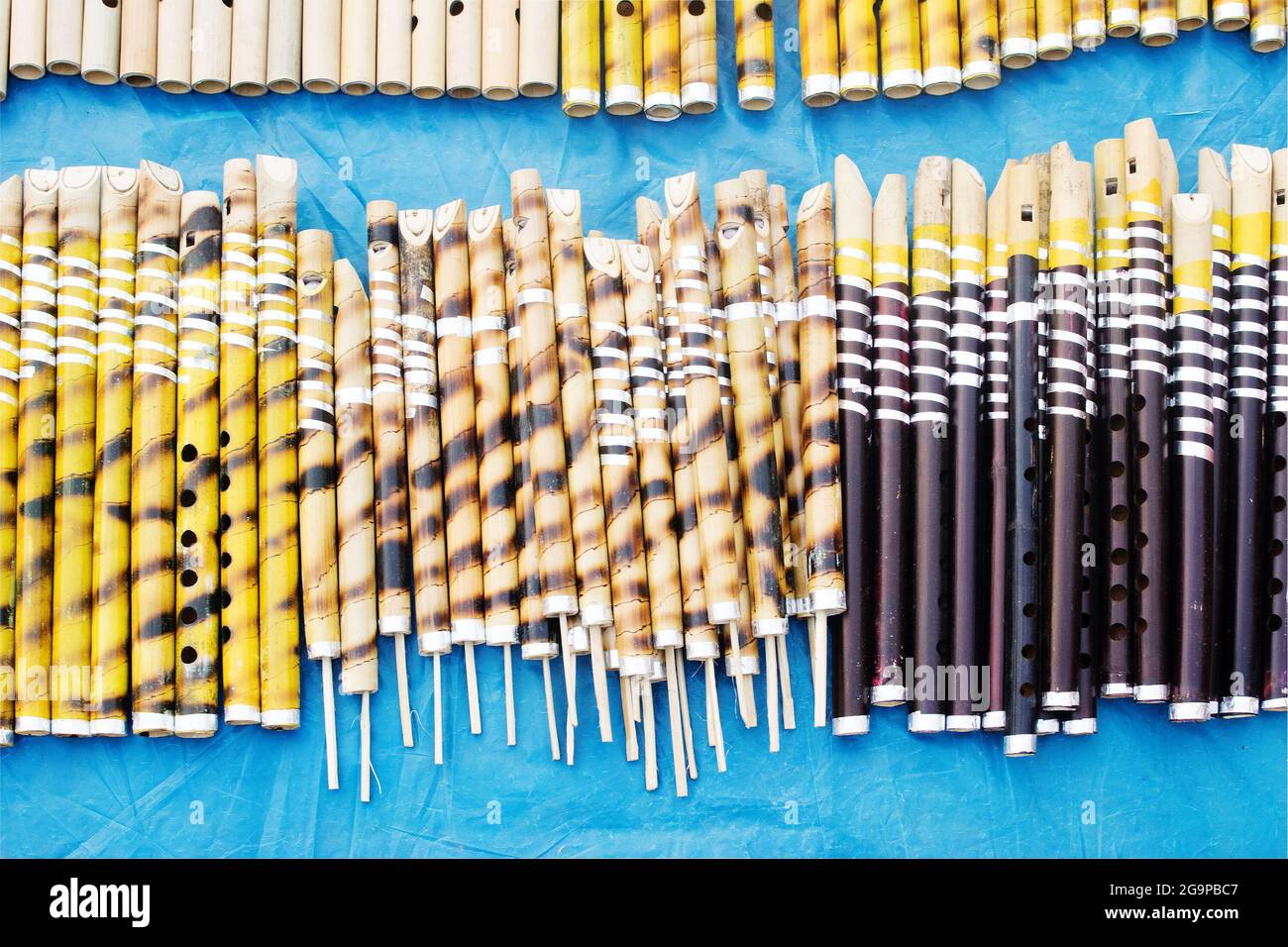 Indian reed pipe hi-res stock photography and images - Alamy