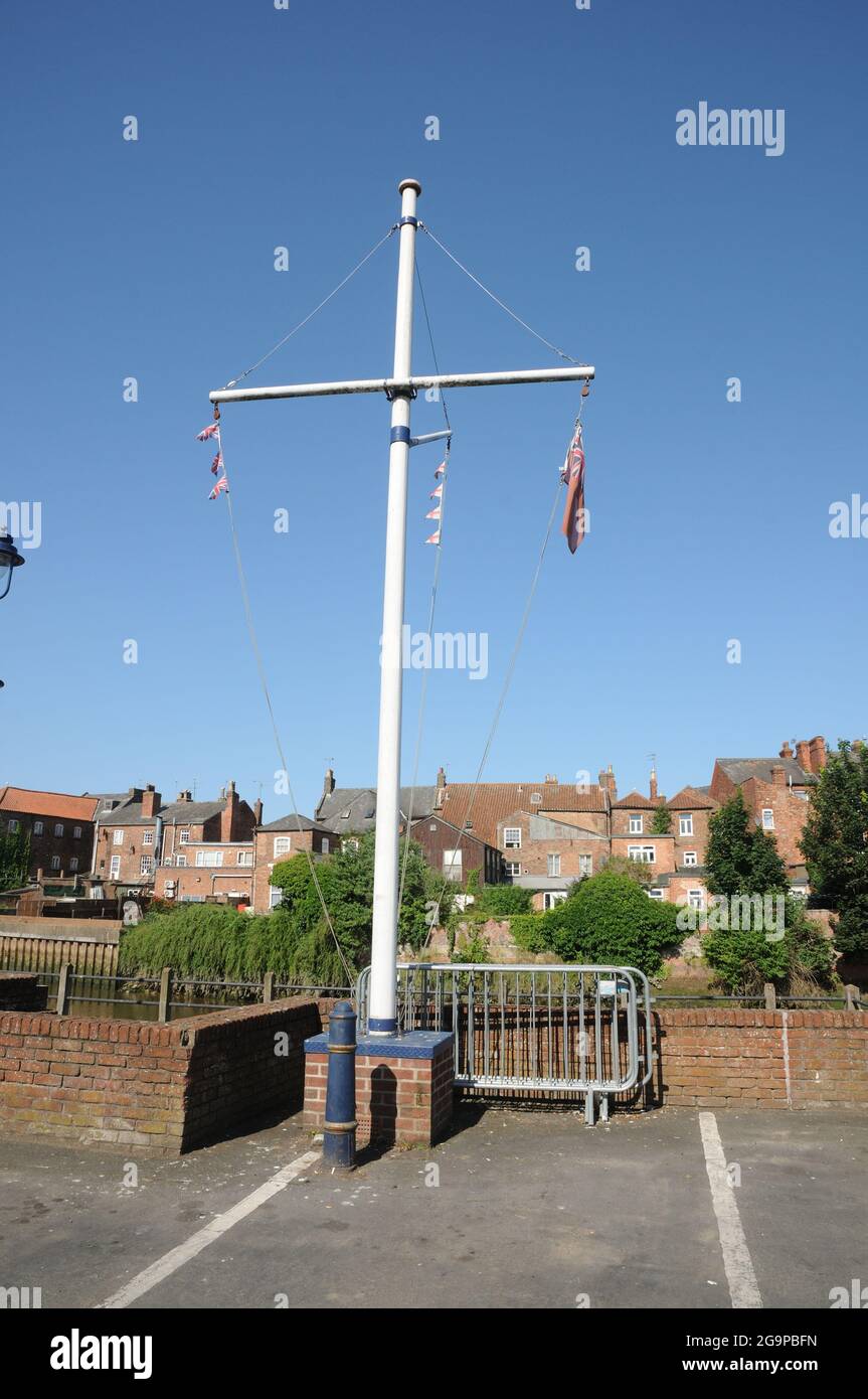 Mast south hi-res stock photography and images - Alamy