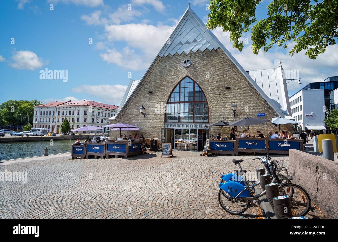 Fish church hi-res stock photography and images - Alamy