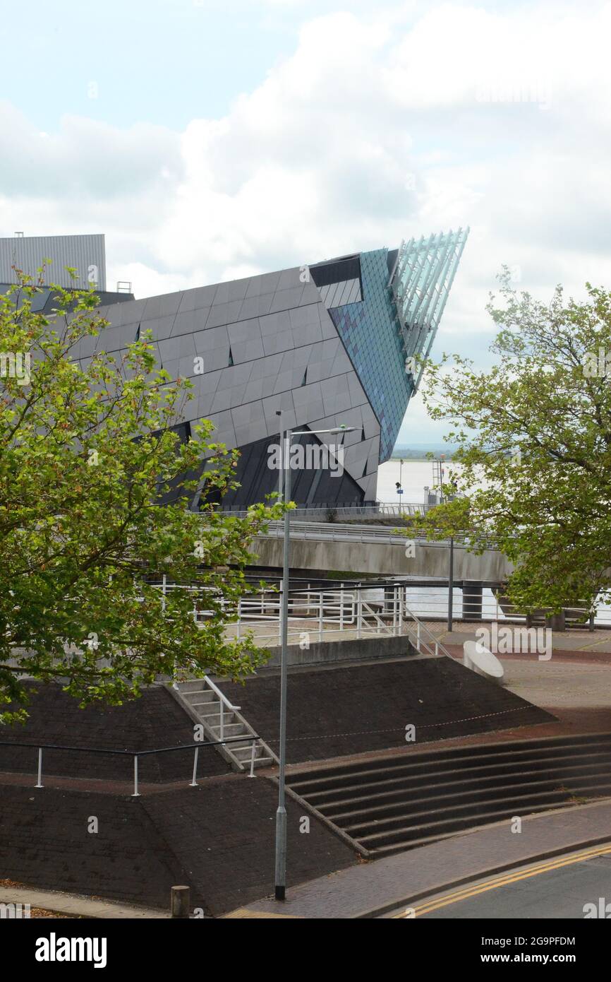 Hulls iconic aquarium hi-res stock photography and images - Alamy