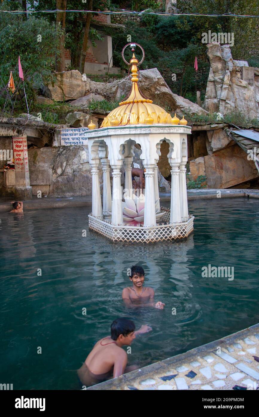 Men in hot springs Ihdia Parvati Valley Manikaran Sahib Hot Water Stock ...