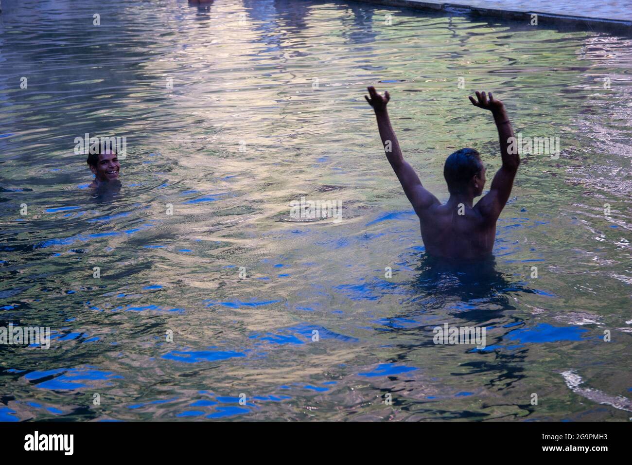 Hot springs in parvati valley hi-res stock photography and images - Alamy