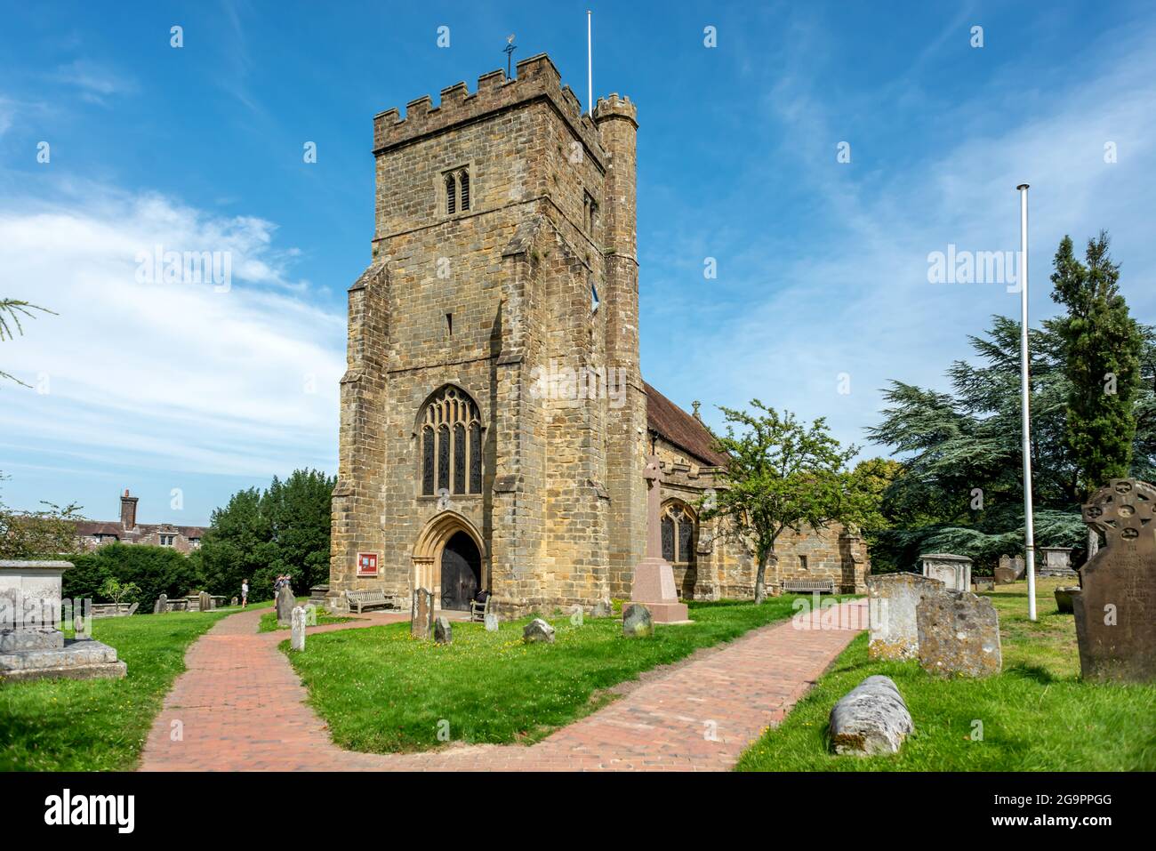 St mary the virgin church battle hi-res stock photography and images ...