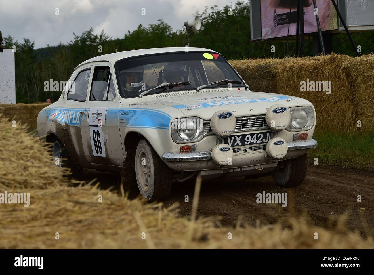Ford escort rs1600 hi-res stock photography and images - Alamy
