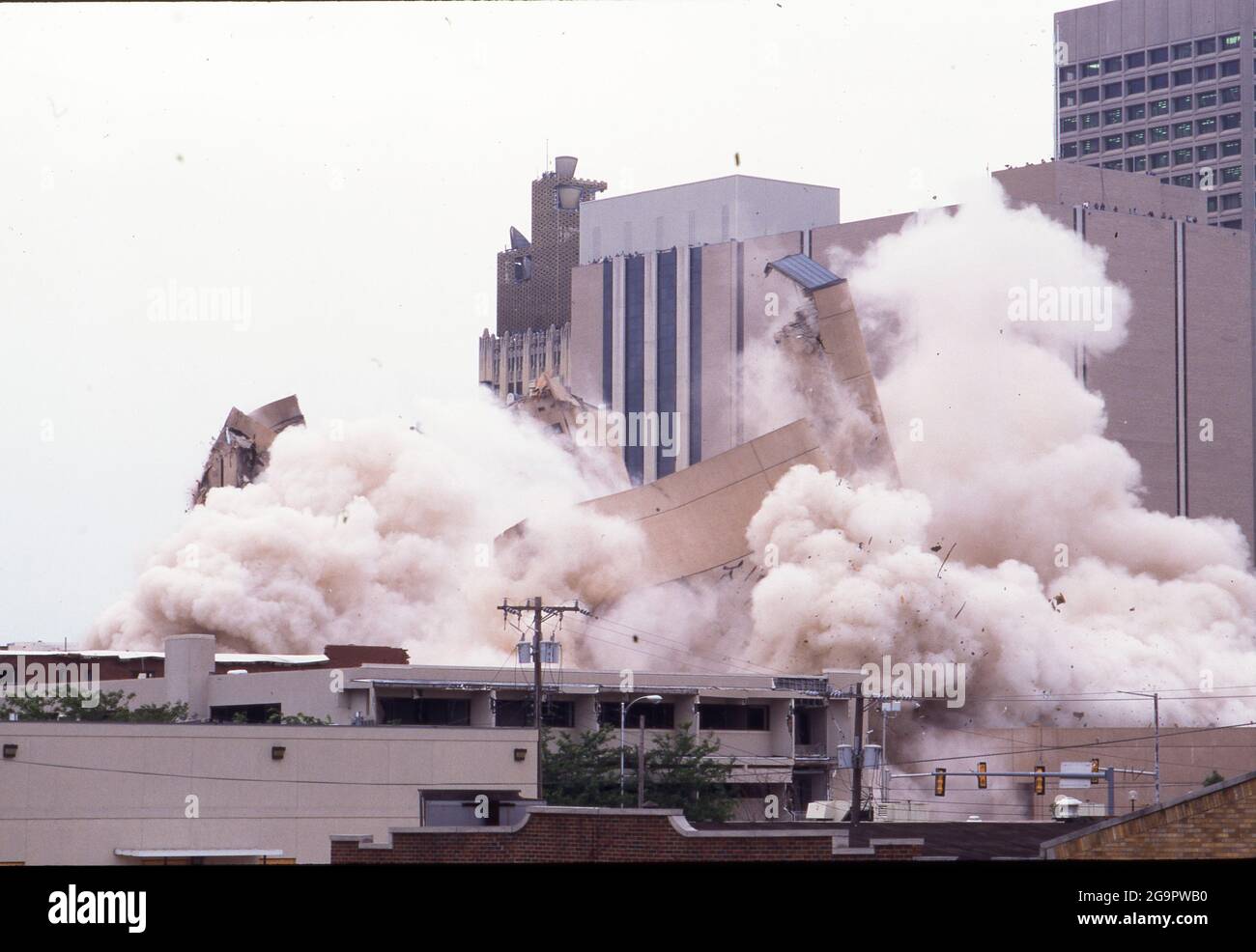 Terrorism and Disasters: ©1995 May 23, 1995 implosion of the disaster ...
