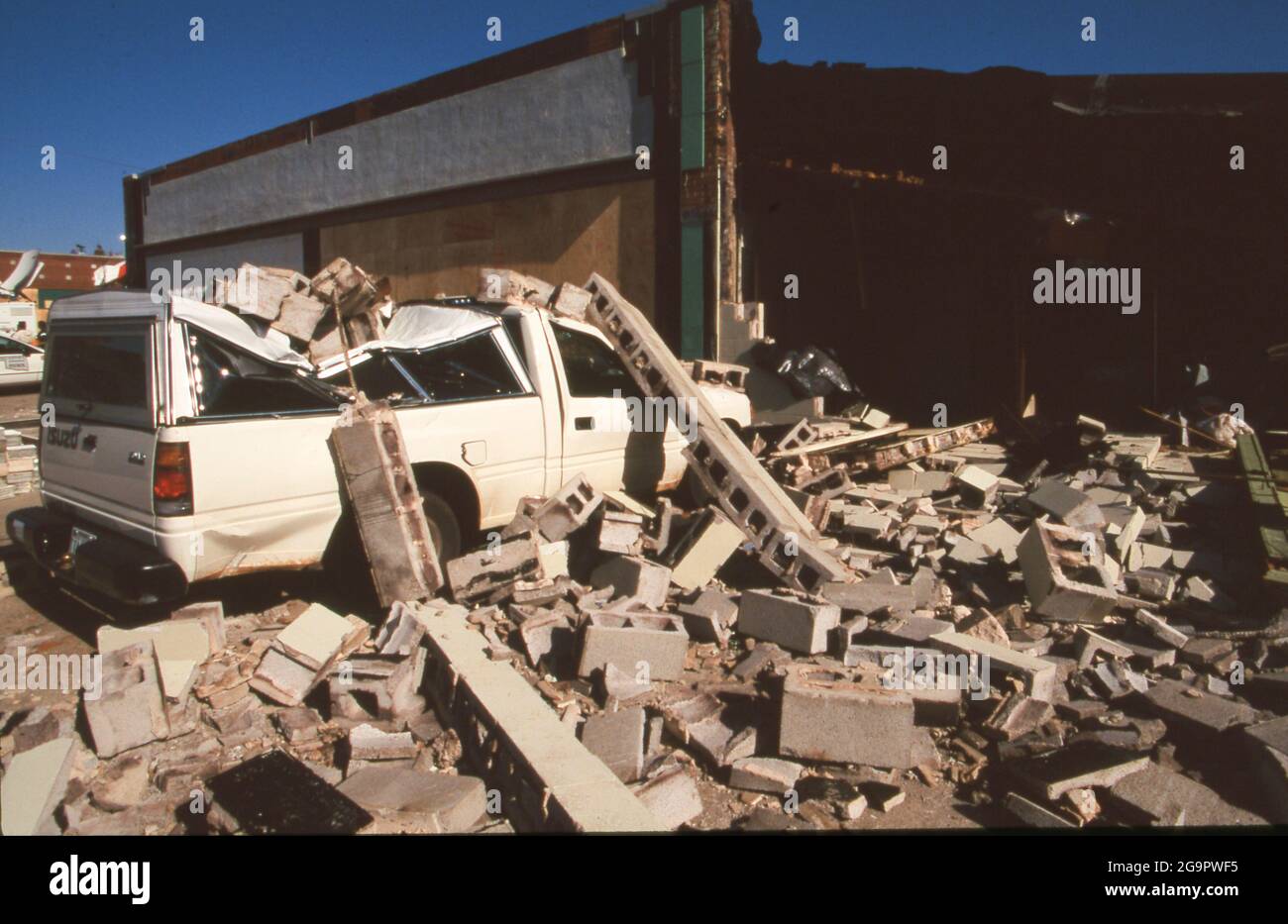 Terrorism and Disasters: ©1995 Aftermath of the Oklahoma City bombing ...