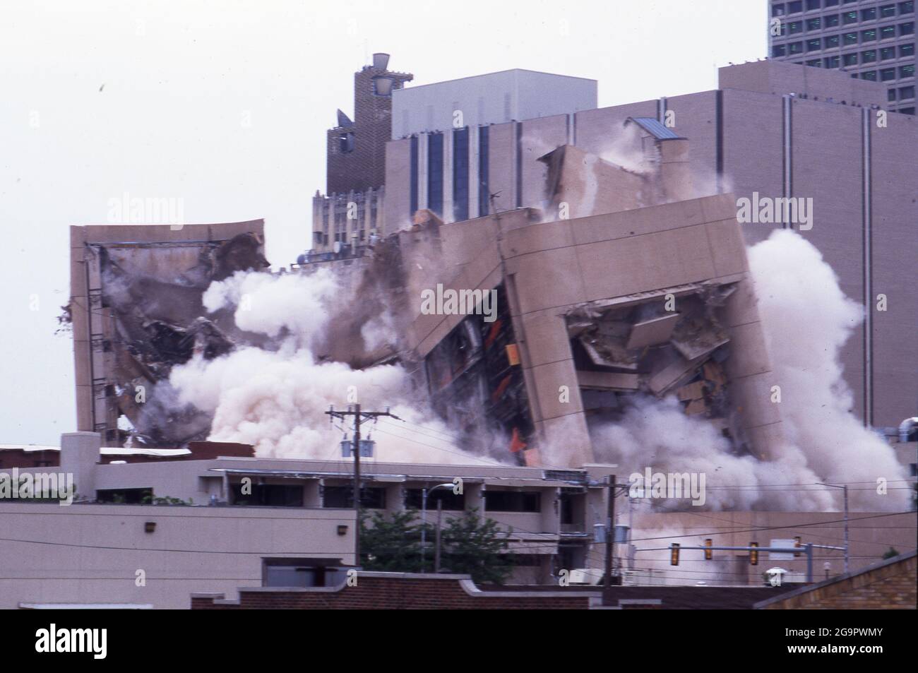 Terrorism and Disasters: ©1995 May 23, 1995 implosion of the disaster ...