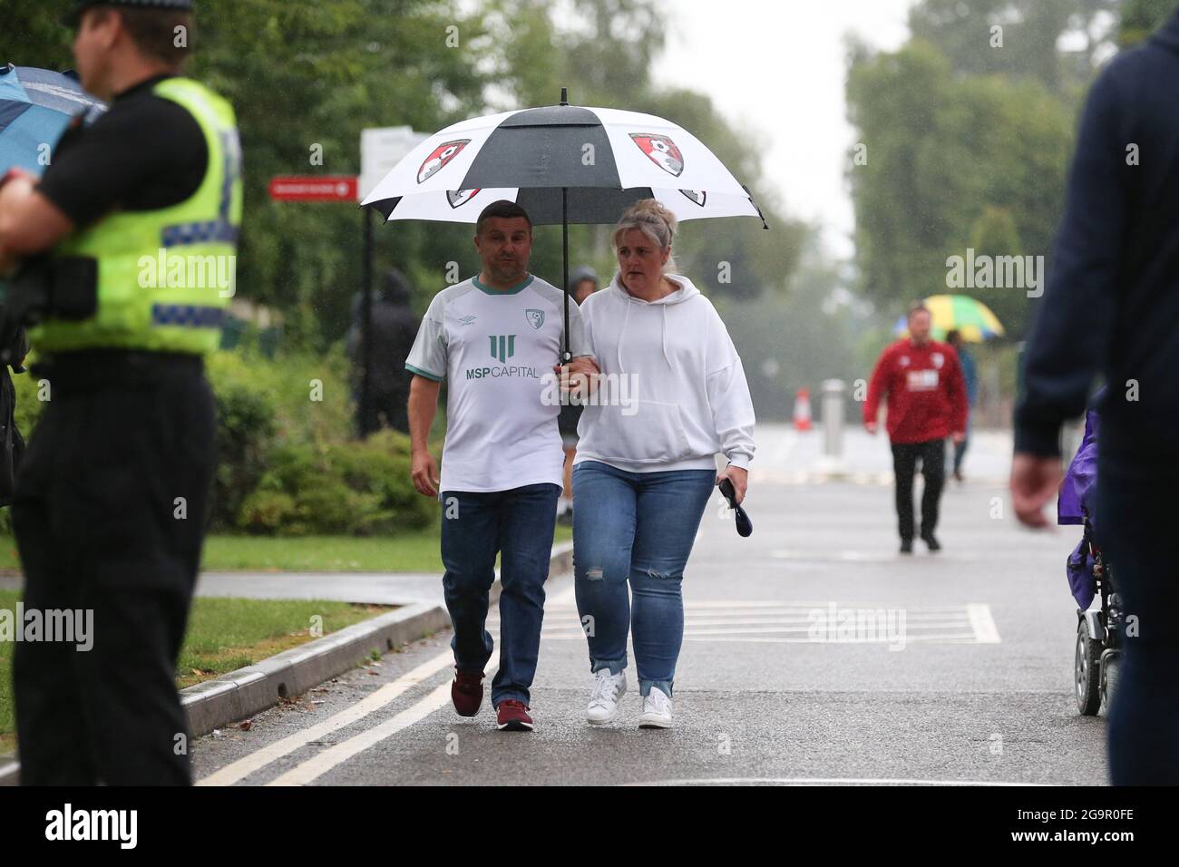 Afc bournemouth fans arrive hi-res stock photography and images - Alamy