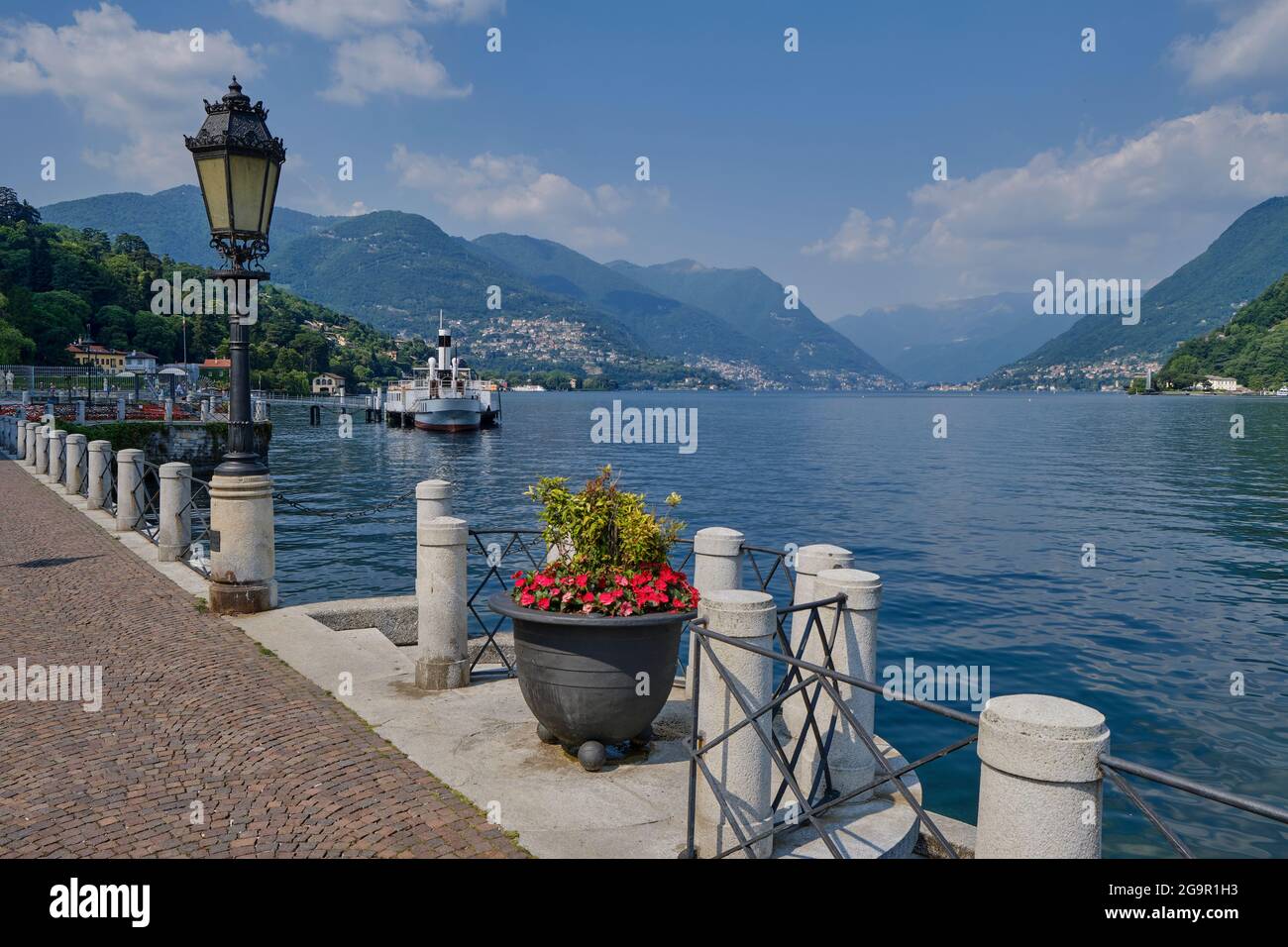 Lake como alps hi-res stock photography and images - Alamy