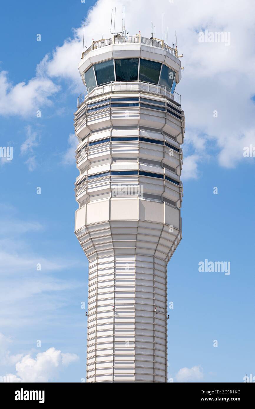 Dc metro control station hi-res stock photography and images - Alamy