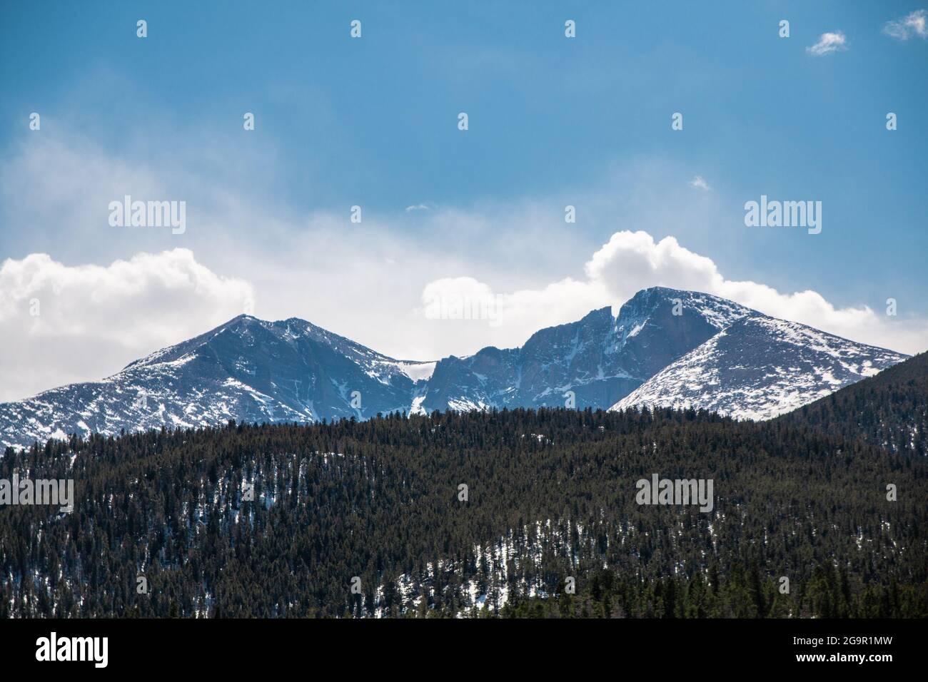 Beautiful snowy mountains in summer hi-res stock photography and images ...