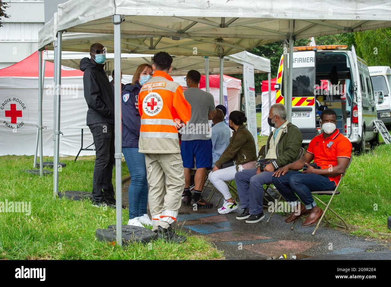 Traveling vaccination center of the Red Cross, installed at the foot of ...