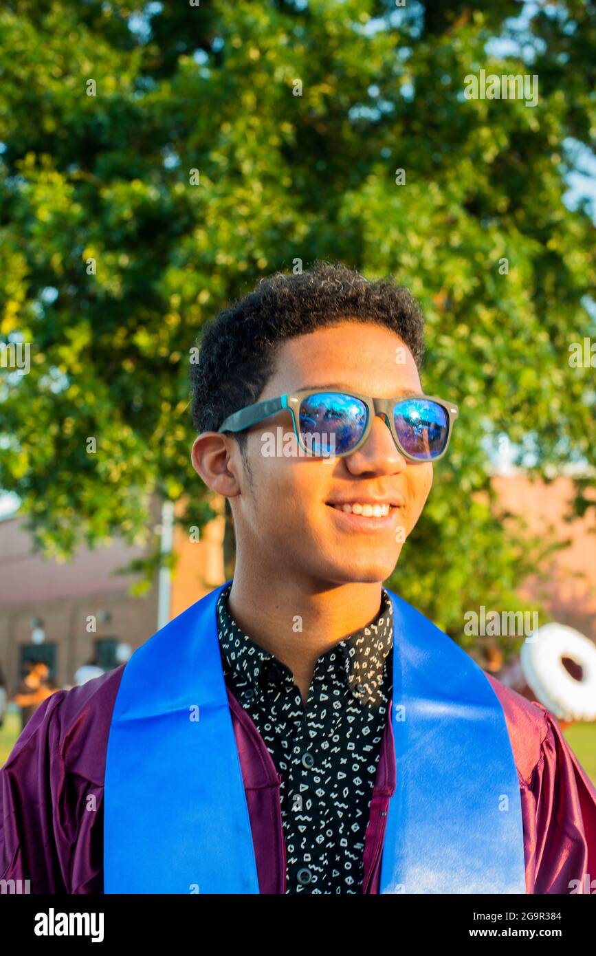 GRADUATE LOOKS TOWARD THE FUTURE Stock Photo - Alamy