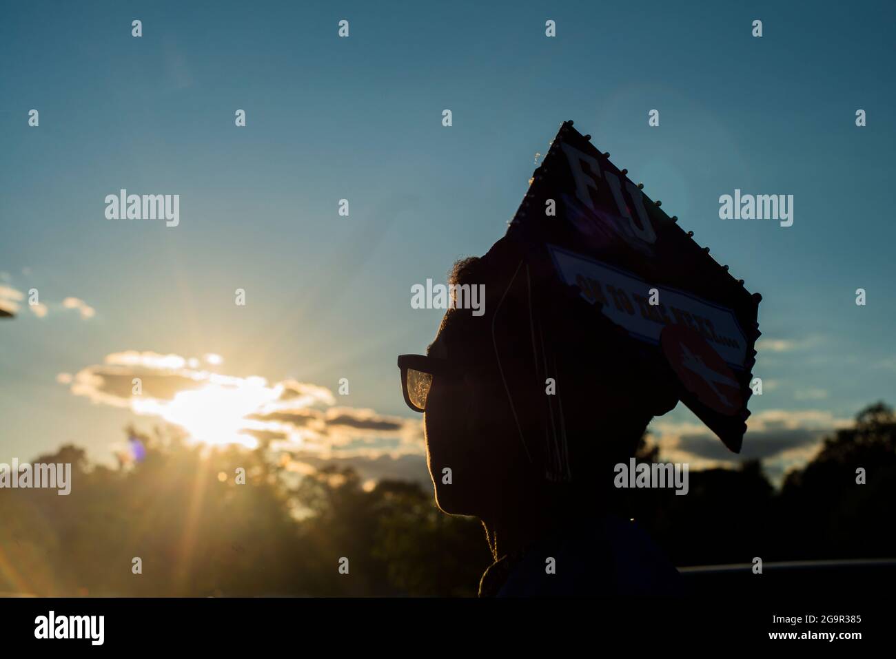 Graduate male diploma hi-res stock photography and images - Alamy
