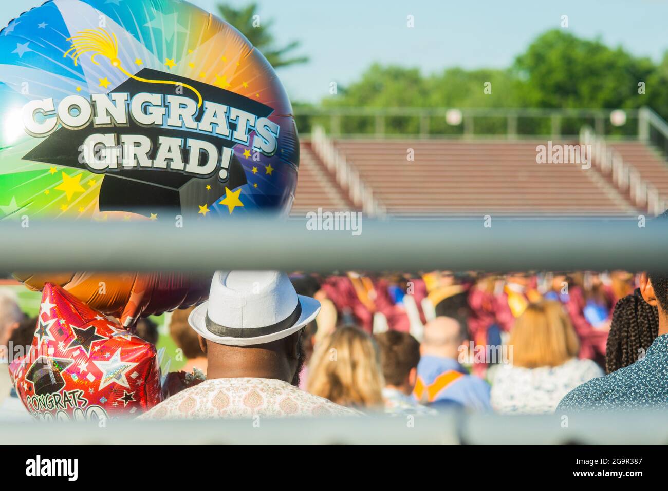 Highschool diploma hi-res stock photography and images - Alamy