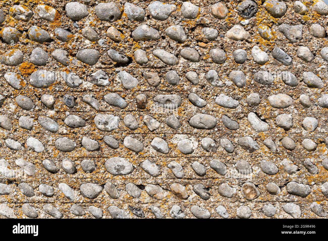 Pebble stone wall hi-res stock photography and images - Alamy