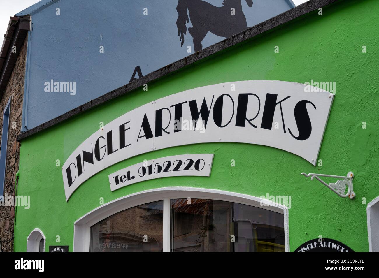 Artwork artworks hi-res stock photography and images - Alamy