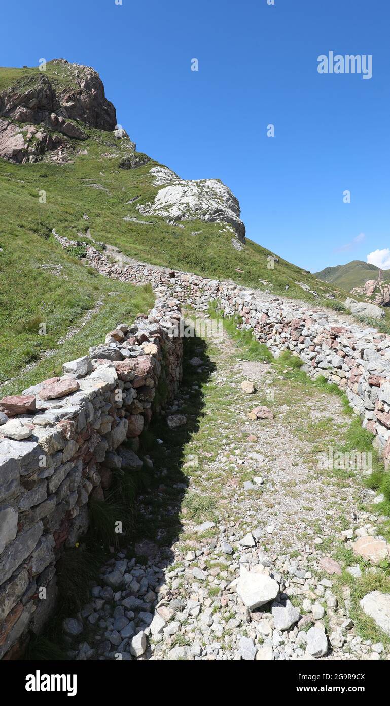 Italia Mountain Ww1 High Resolution Stock Photography and Images - Alamy