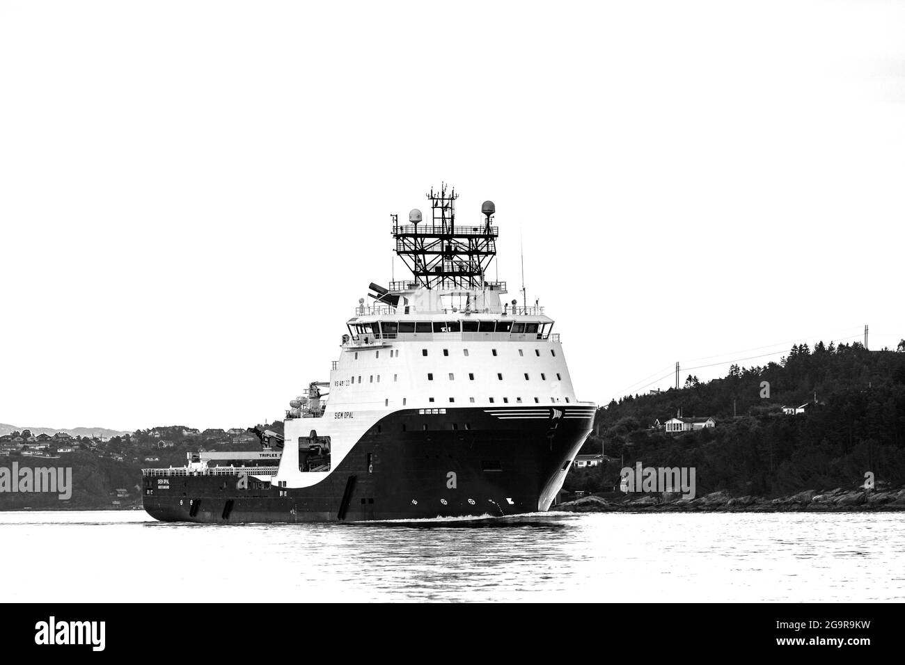 Offshore AHTS anchor handling tug supply vessel Siem Opal at ...