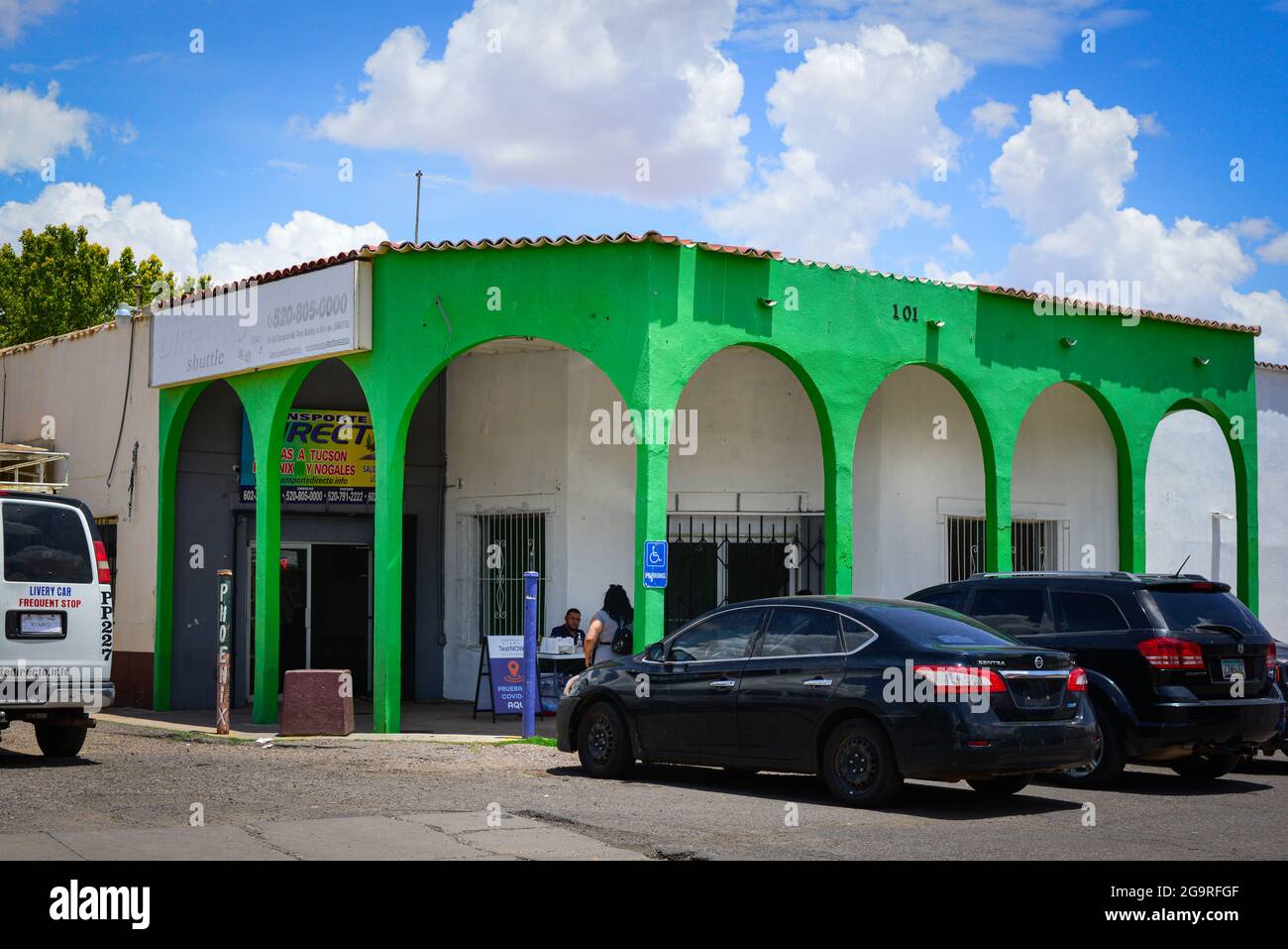 Stop border hi-res stock photography and images - Alamy