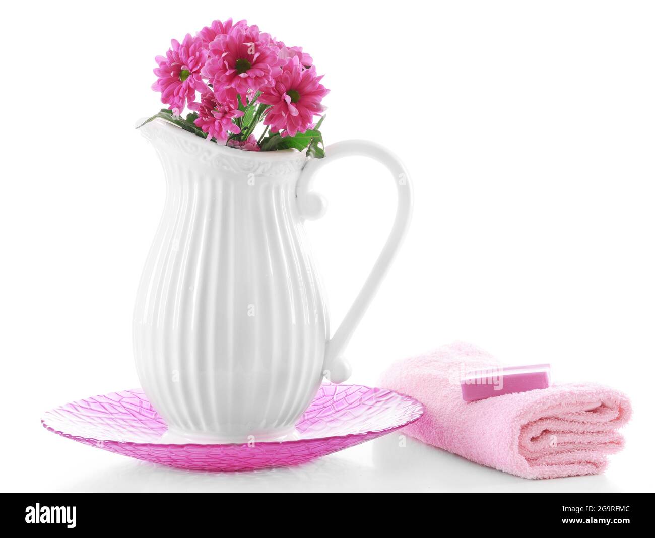 Set for washing face isolated on white Stock Photo - Alamy