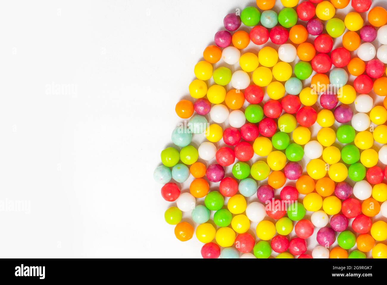 Red and blue sweets hi-res stock photography and images - Alamy