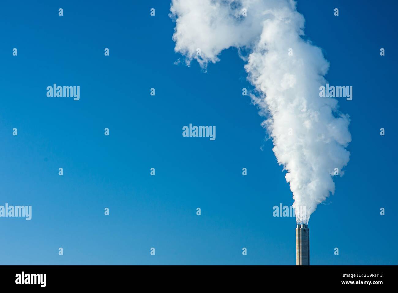 Steam rising from stack hi-res stock photography and images - Alamy