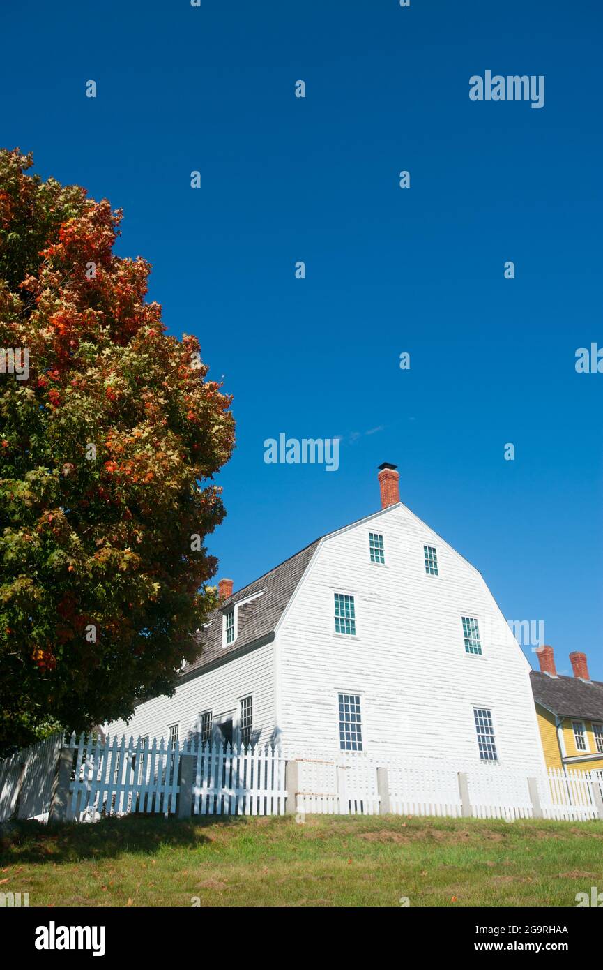 Shaker architecture hi-res stock photography and images - Alamy