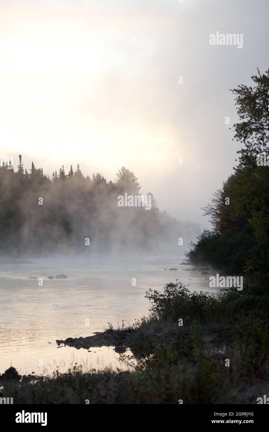 Androscoggin river trail hi-res stock photography and images - Alamy