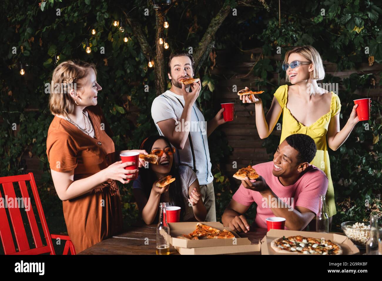 Plastic cups of beer hi-res stock photography and images - Alamy