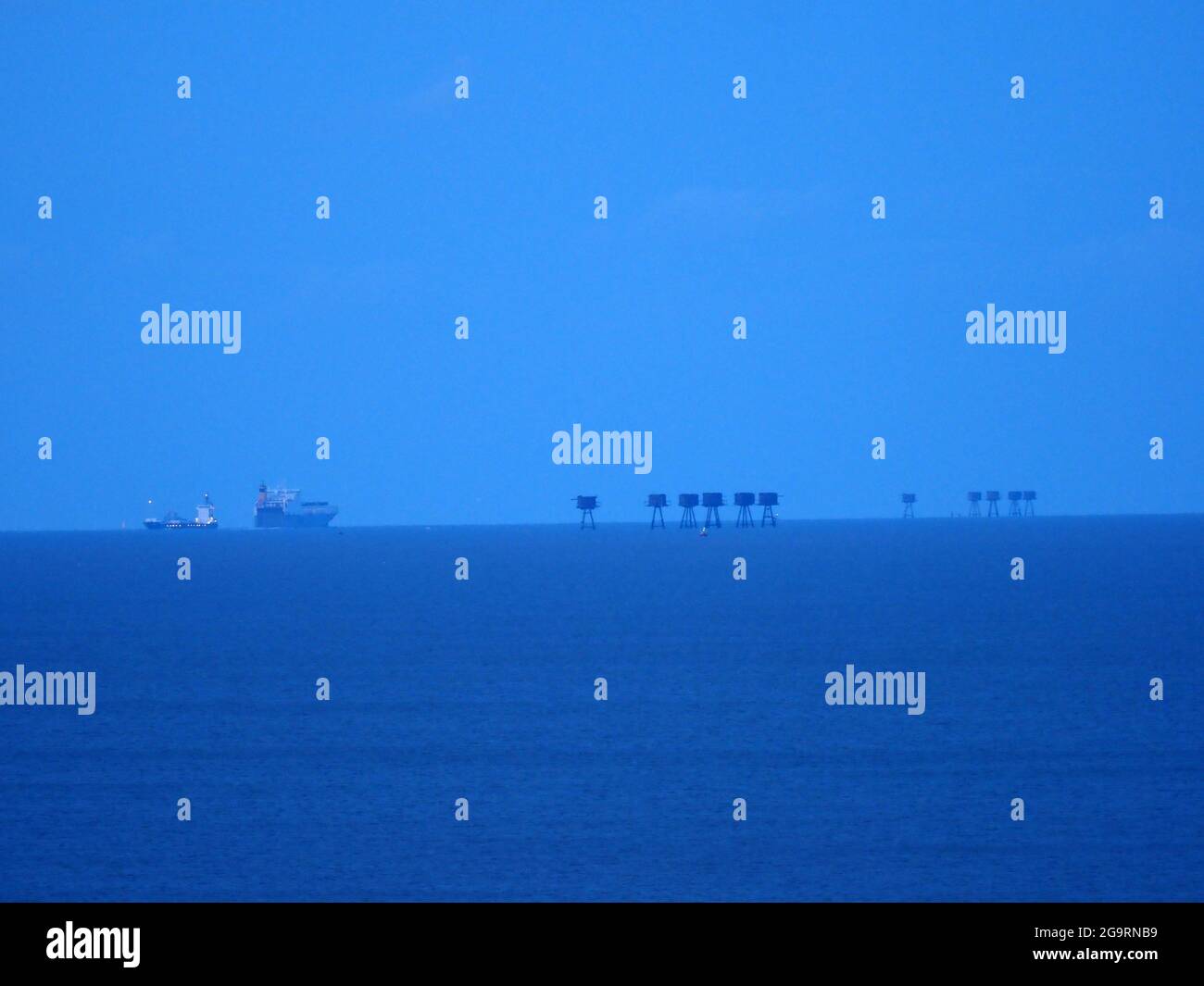 Shivering sands towers hi-res stock photography and images - Alamy