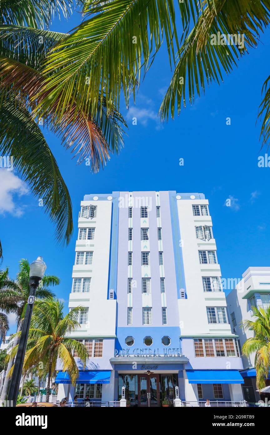 Ocean drive avenue hi-res stock photography and images - Alamy