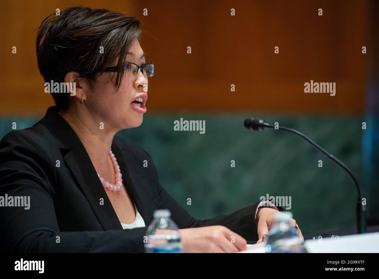 Persis yu hi-res stock photography and images - Alamy