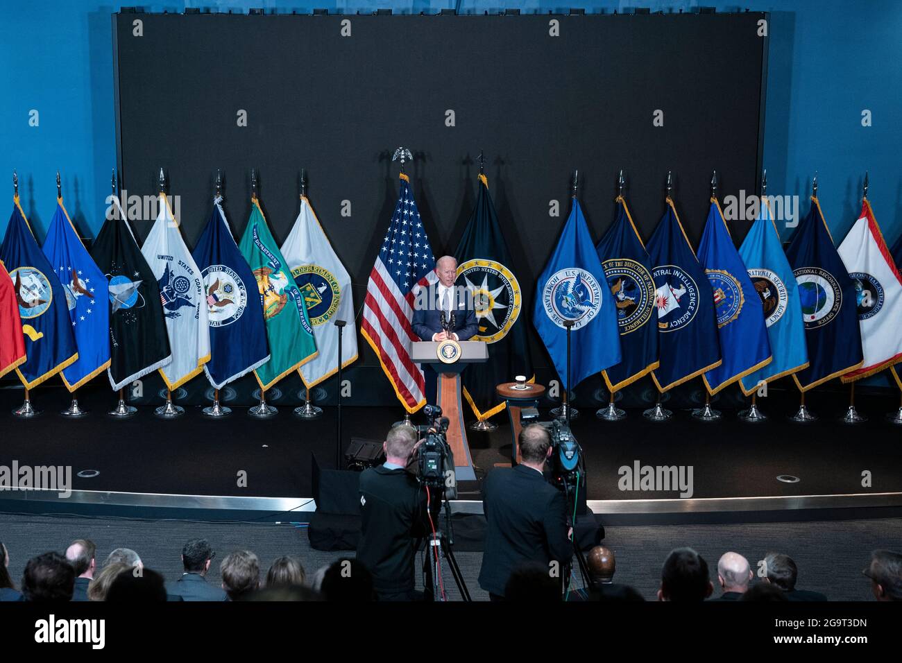 U s intelligence community hi-res stock photography and images - Alamy