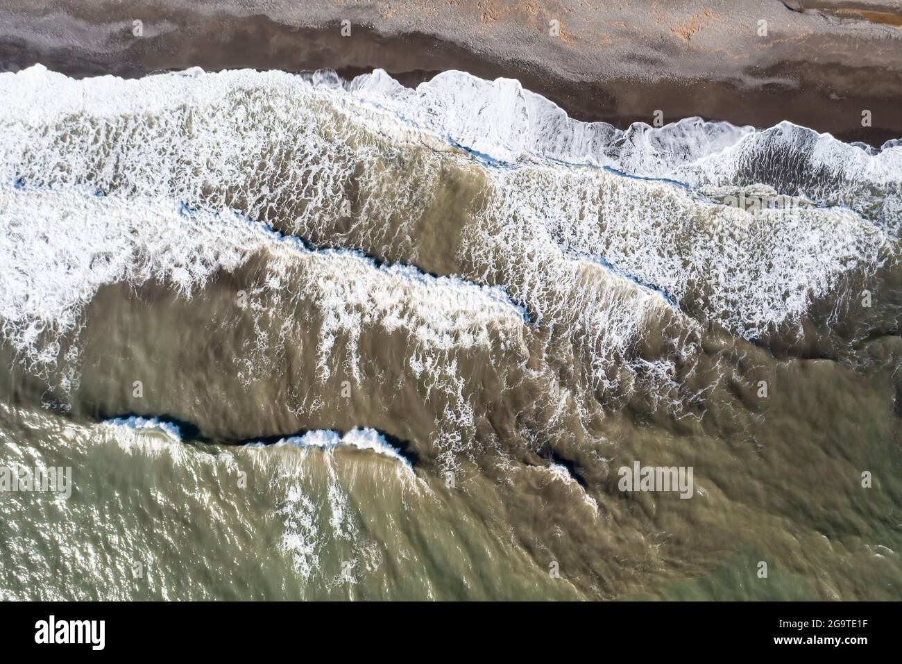 Wave aerial hi-res stock photography and images - Alamy