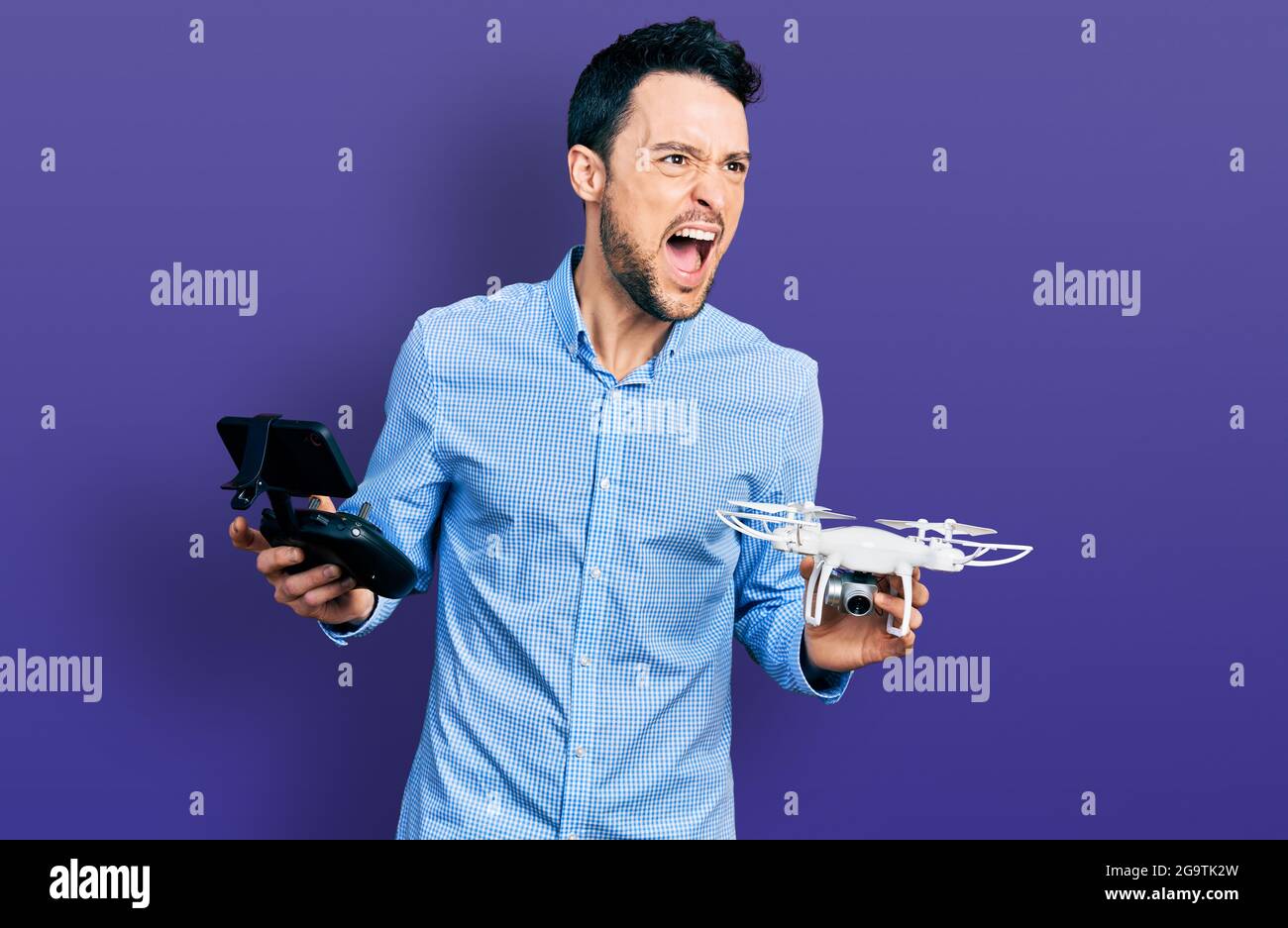 Aggressive robot hi-res stock photography and images - Alamy