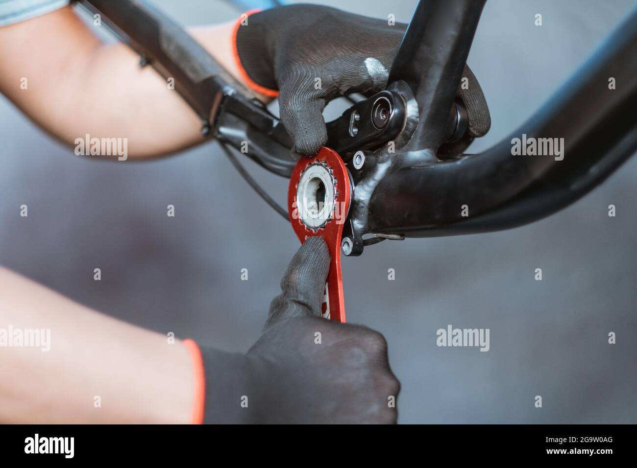 Professional mechanics using tools equipment hi-res stock photography ...