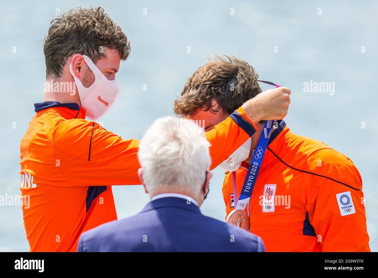 TOKYO, JAPAN - JULY 28: Melvin Twellaar and Stef Broenink of the ...