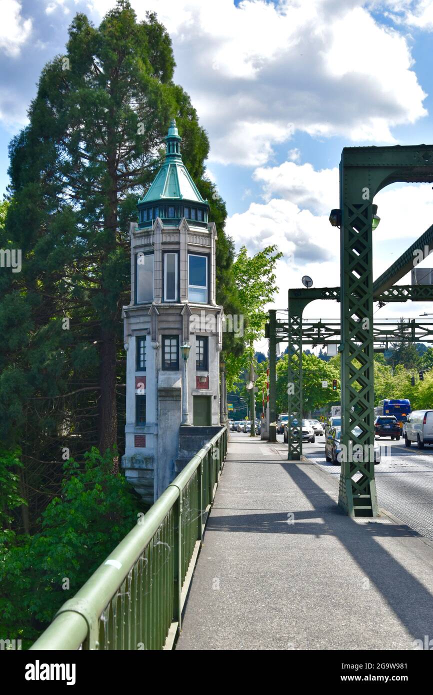Seattle's iconic Montlake Draw Bridge spanning "the cut" between Lake ...
